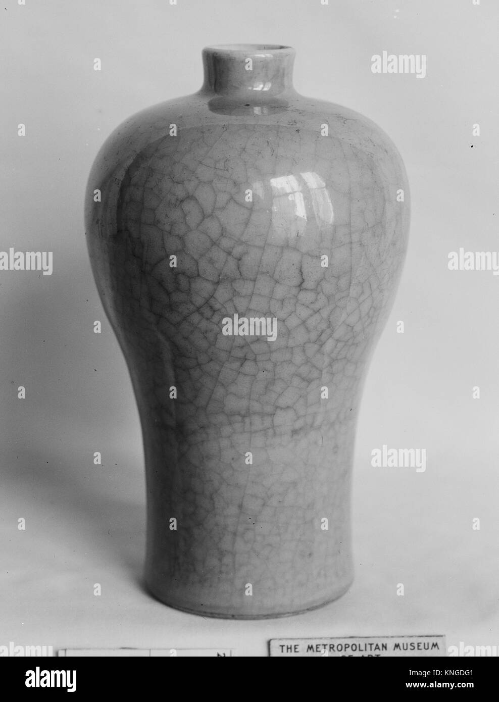 Meiping shape hi-res stock photography and images - Alamy