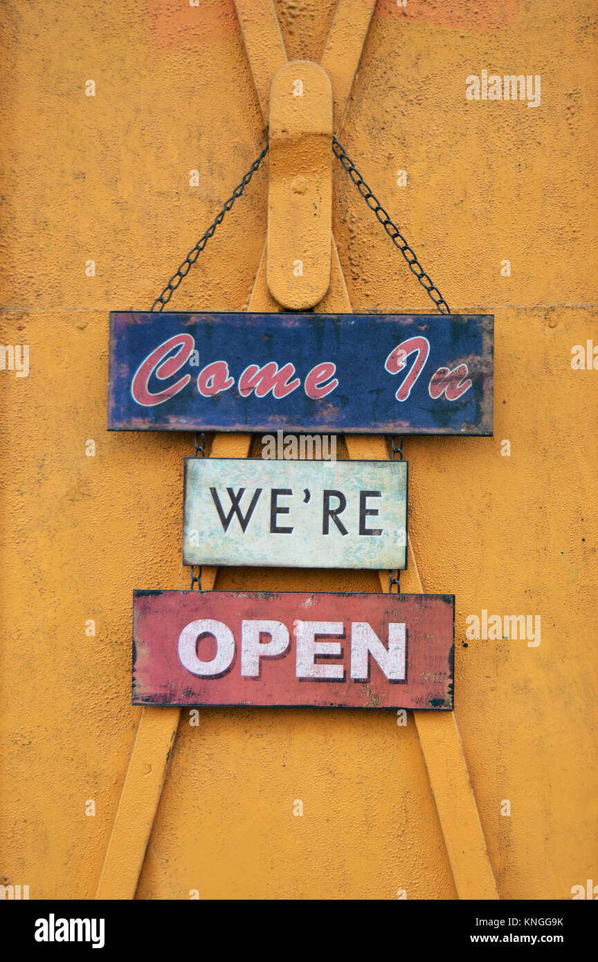 Come in we're open sign Stock Photo - Alamy