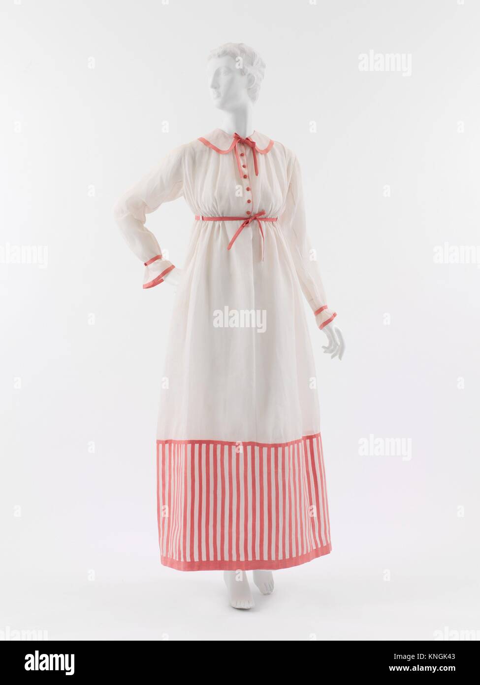 Paul poiret design hi-res stock photography and images - Alamy