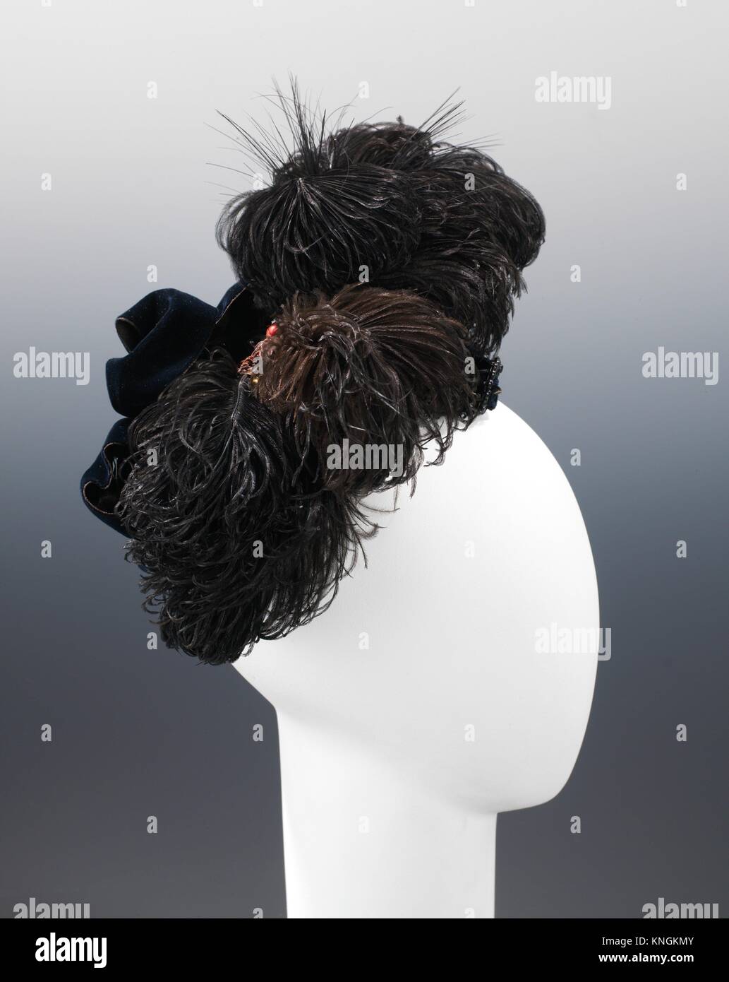 Hat designer hi-res stock photography and images - Alamy