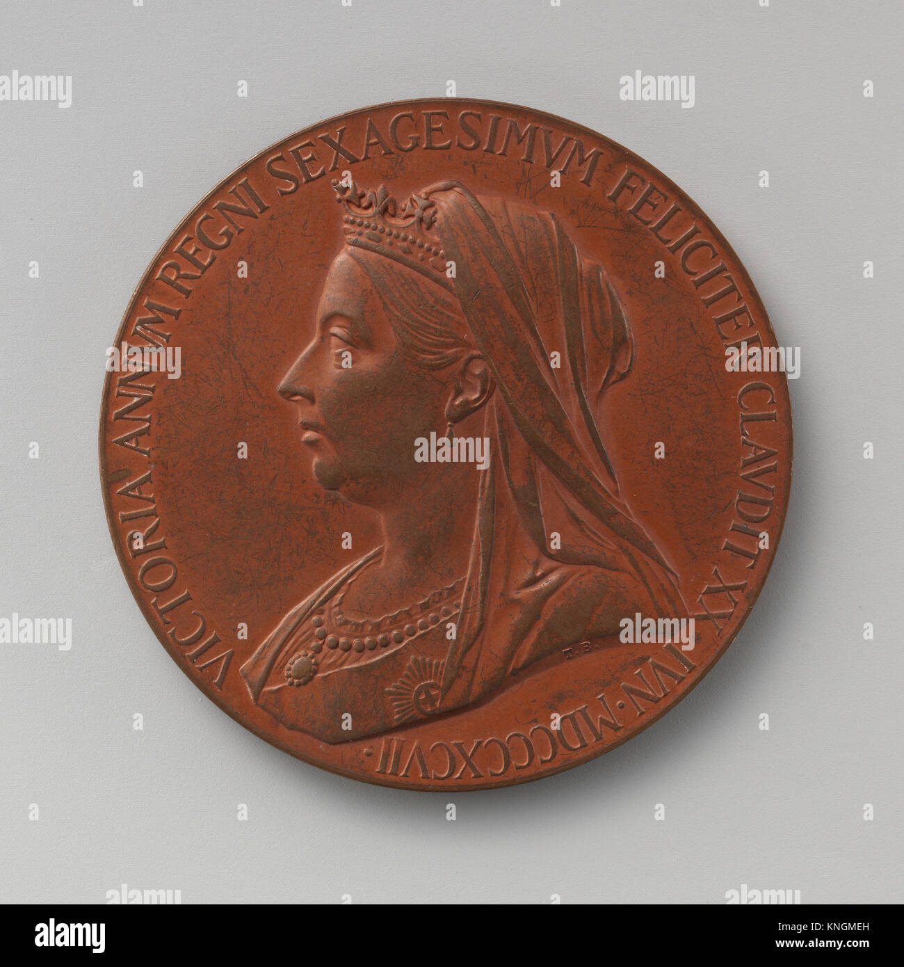 Queen victoria diamond jubilee medal hi-res stock photography and ...