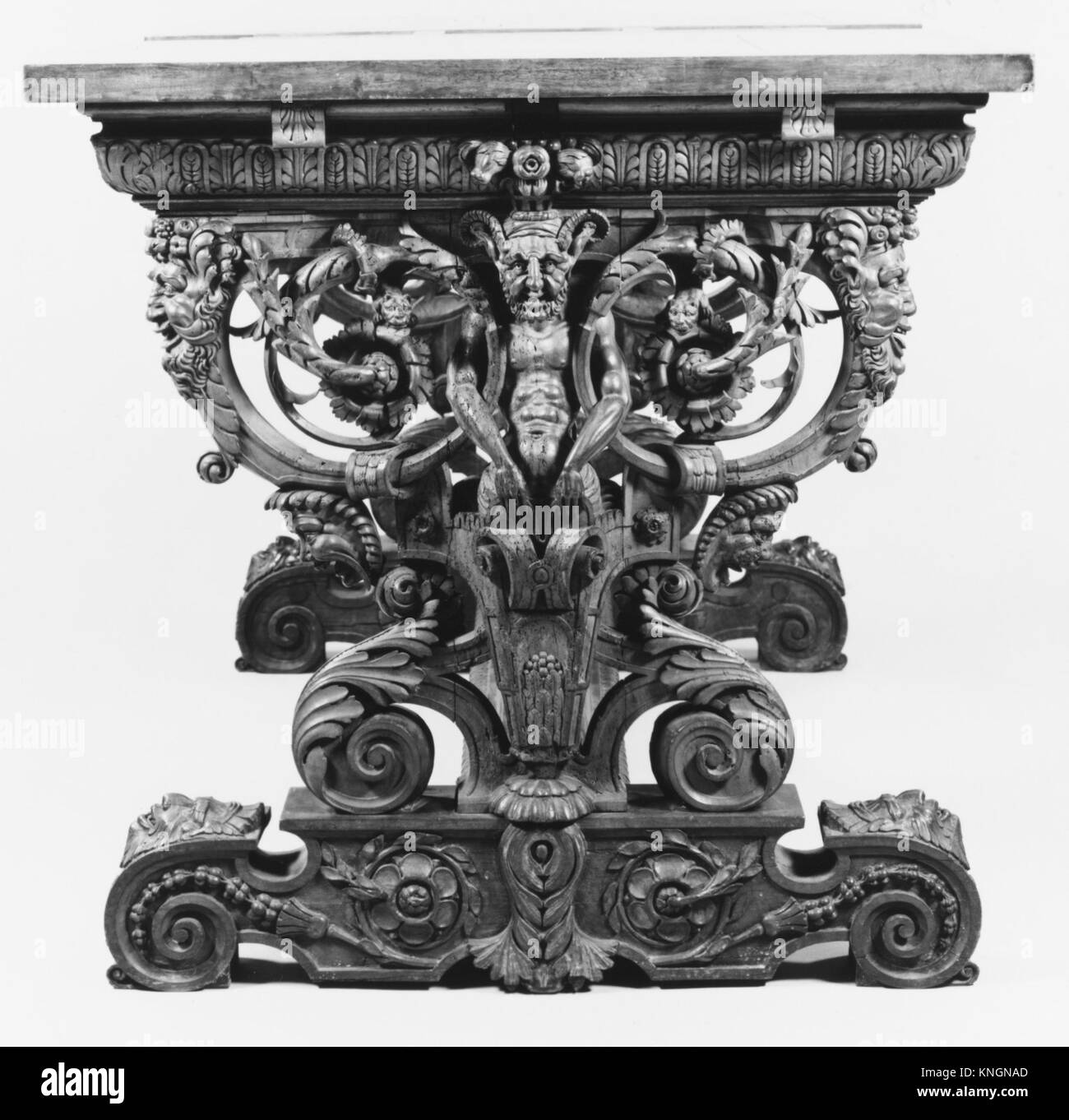 Draw top table Black and White Stock Photos & Images - Alamy