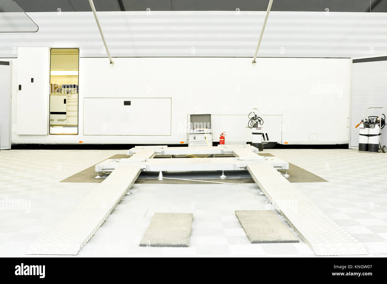 Auto ramps hi-res stock photography and images - Alamy