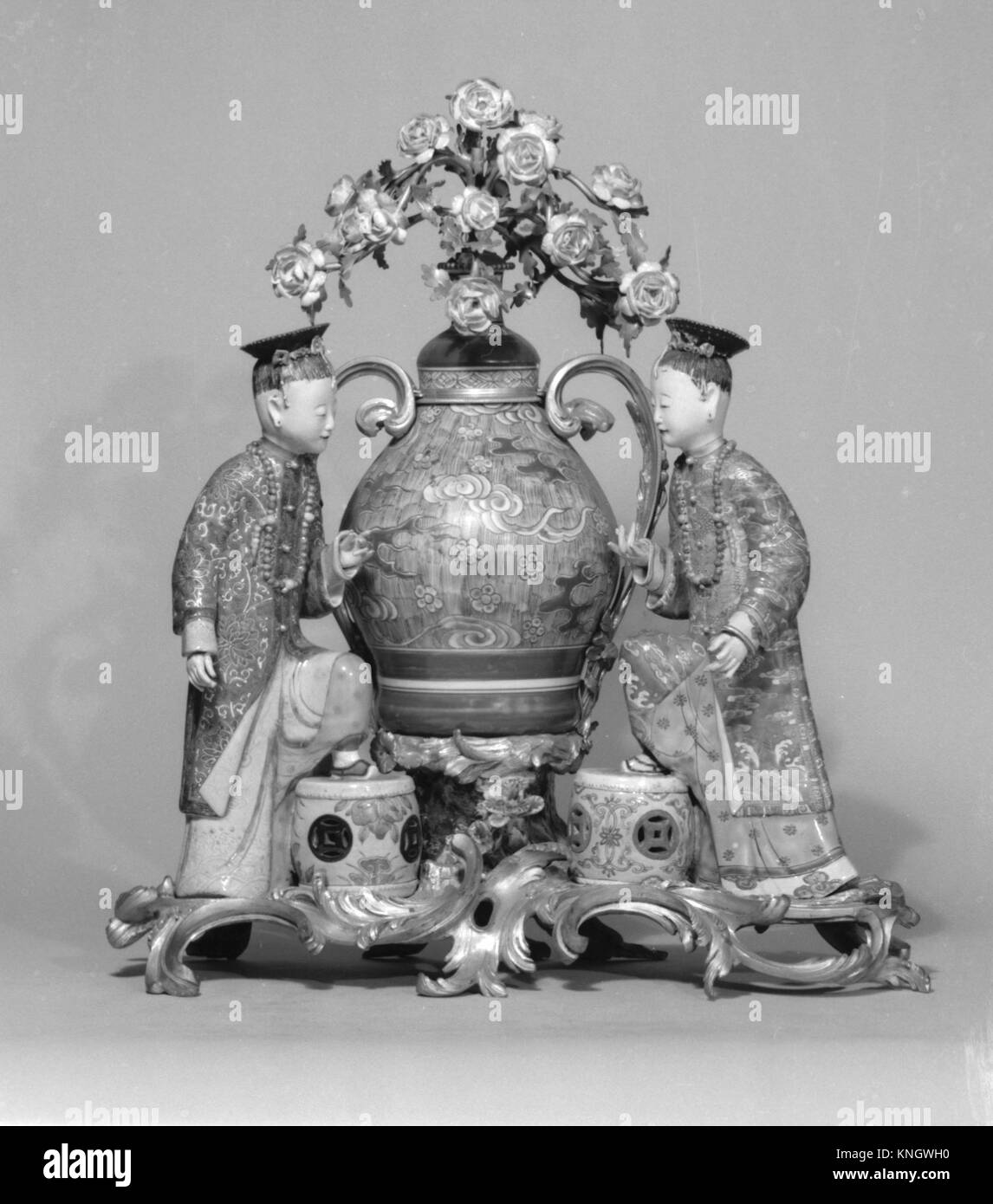 Famille rose figures from the MET collection, numbered 204998 and ...