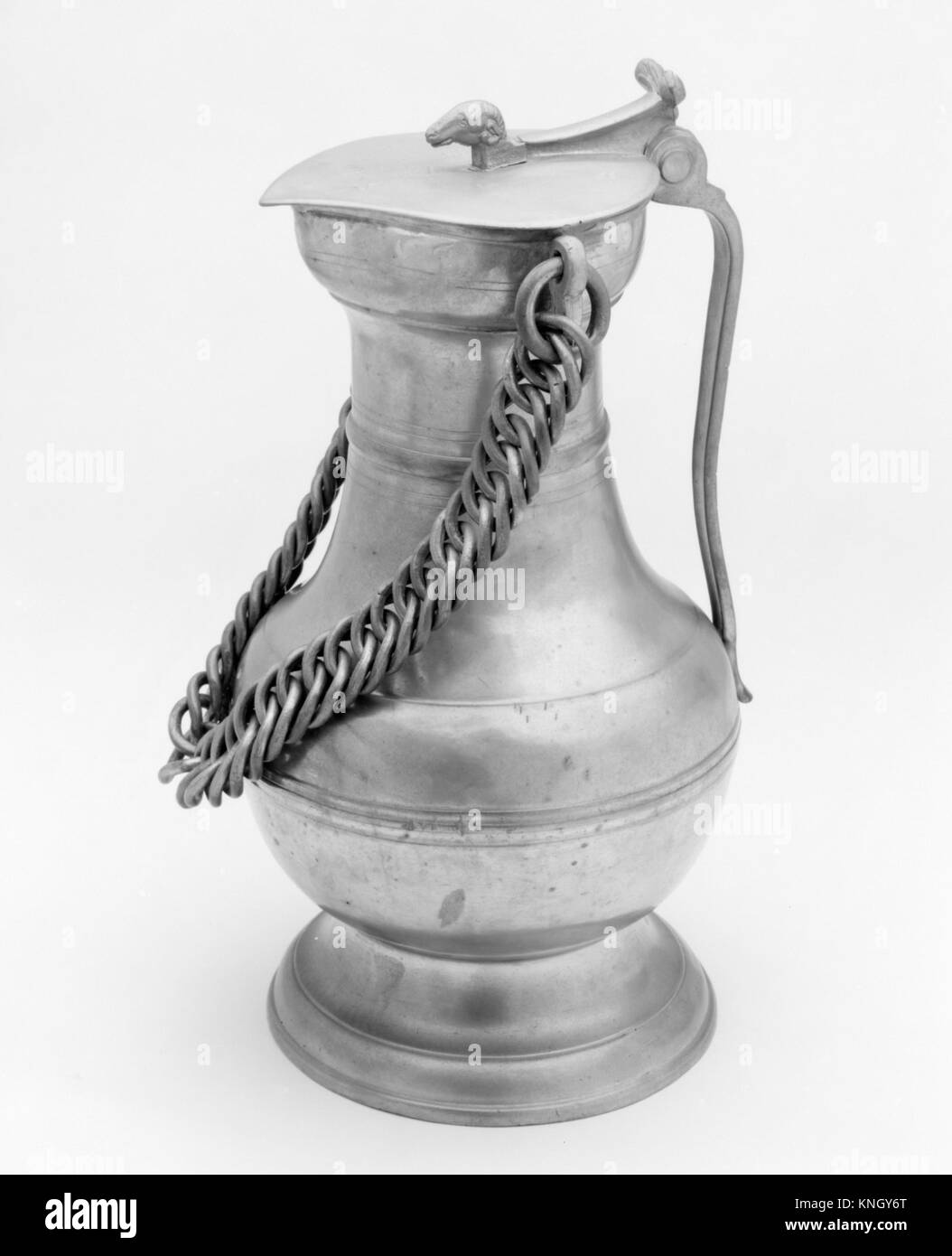 Flagon cover hi-res stock photography and images - Alamy