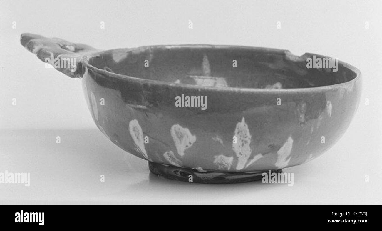 Bowl MET 115243 198114 Stock Photo - Alamy