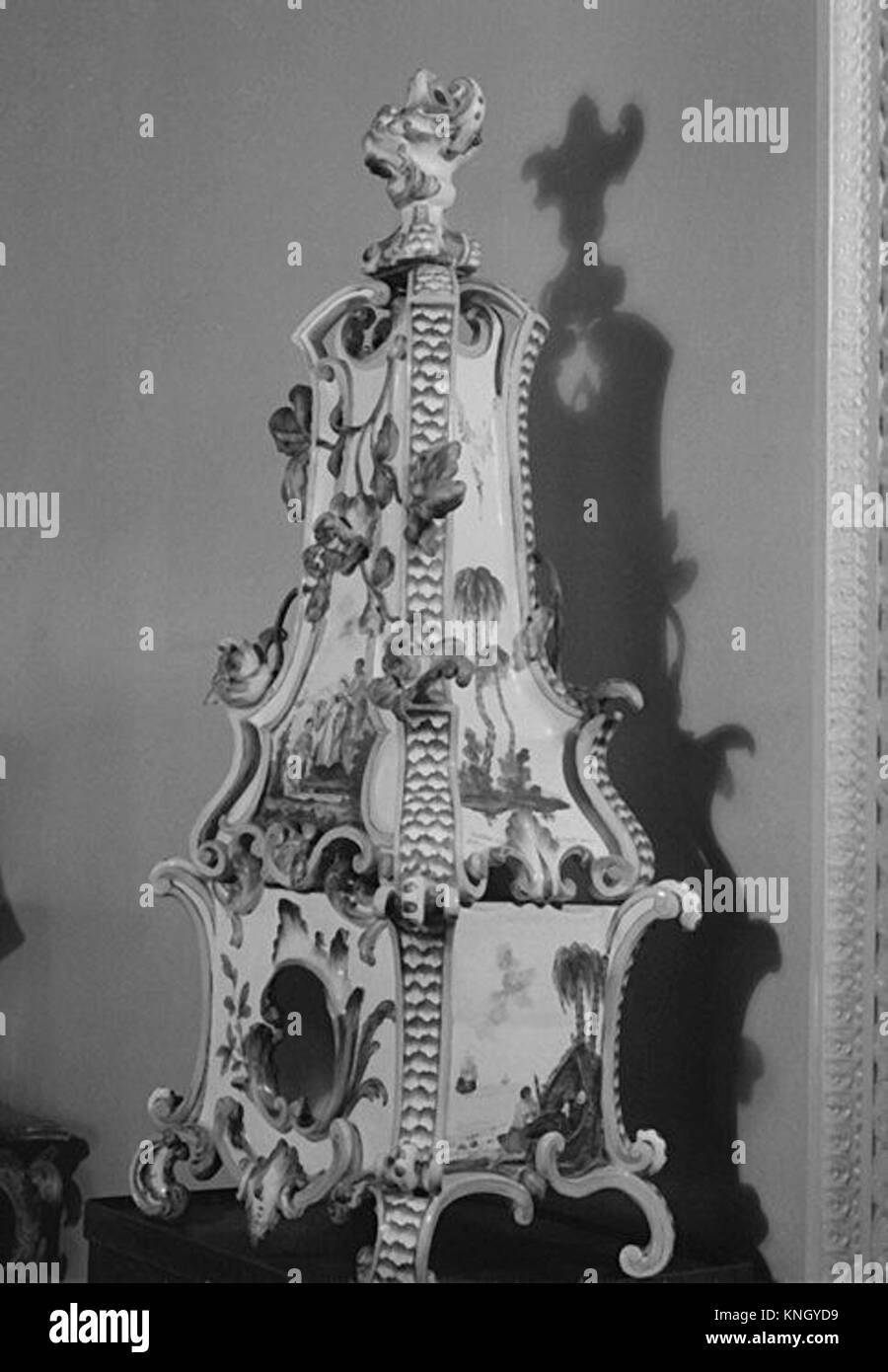 Ceramic stove on cast-iron firebox (one of a pair) MET 205038 205853 ...