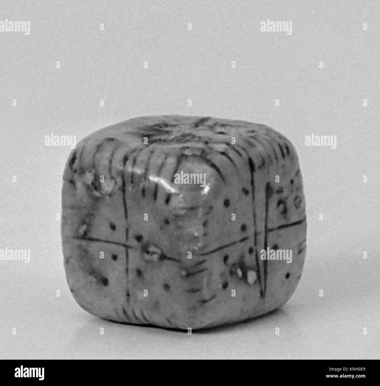 A set of five dice from the MET collection (99931 197578), crafted for ...