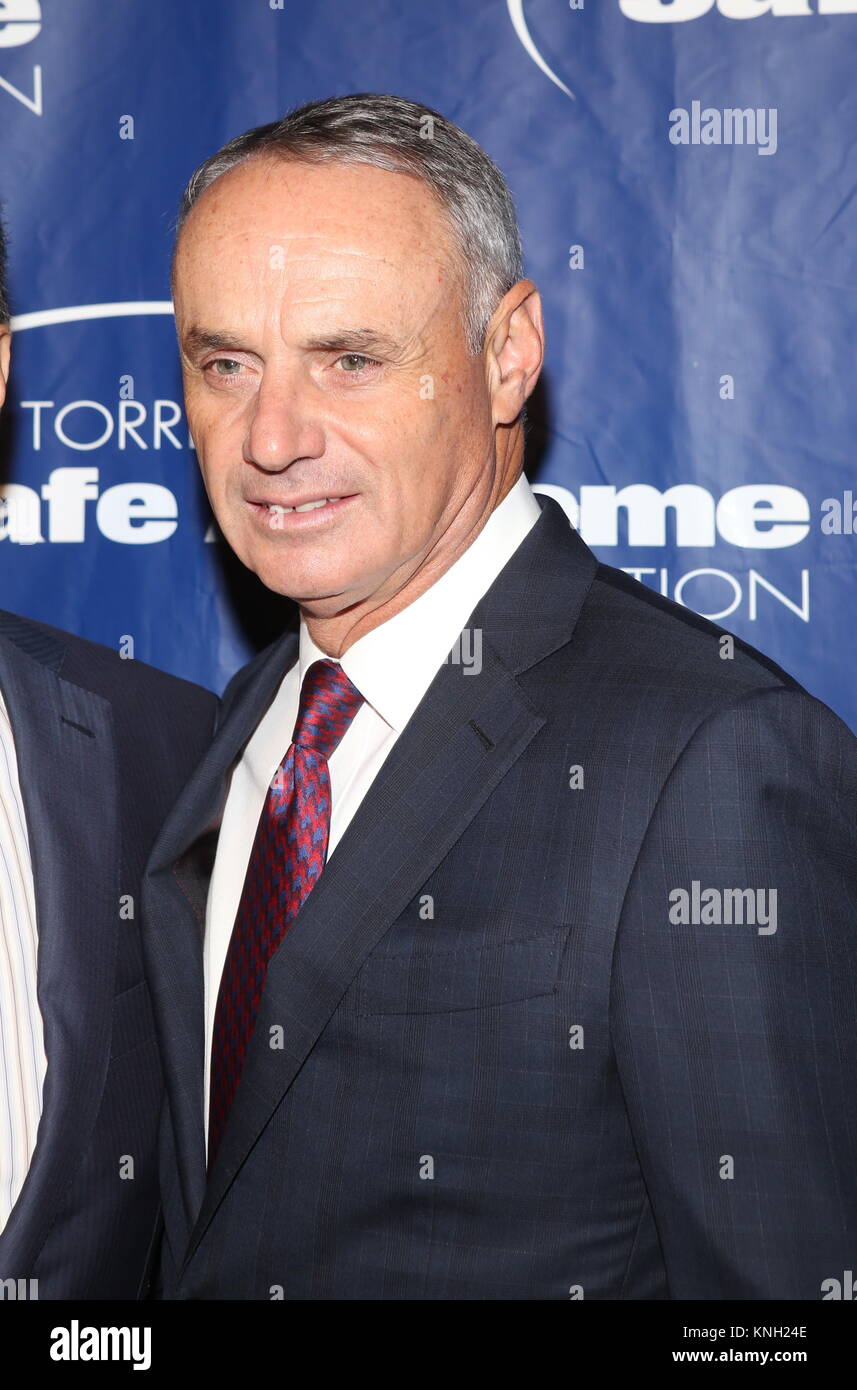 Joe Torre's Safe at Home Foundation’s 15th annual celebrity gala held ...