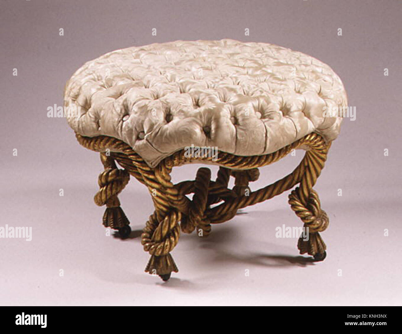 Four legged stool hi-res stock photography and images - Alamy