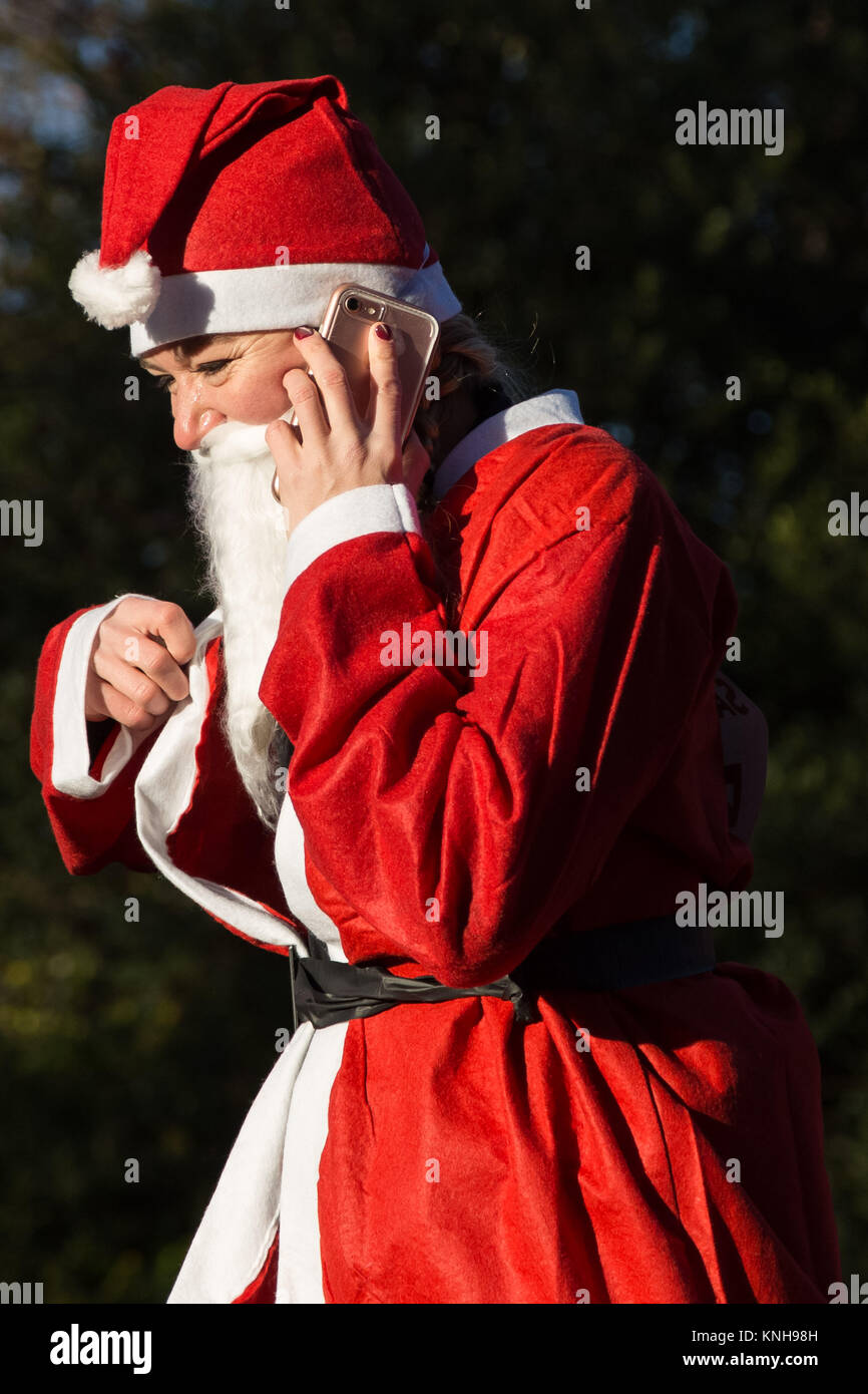 London, UK. 9th Dec, 2017. Hundreds of Santas attend the annual 5km ...