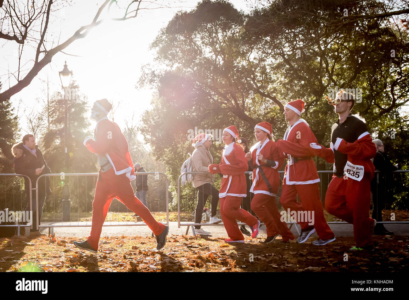 London, UK. 9th Dec, 2017. Hundreds of Santas attend the annual 5km ...