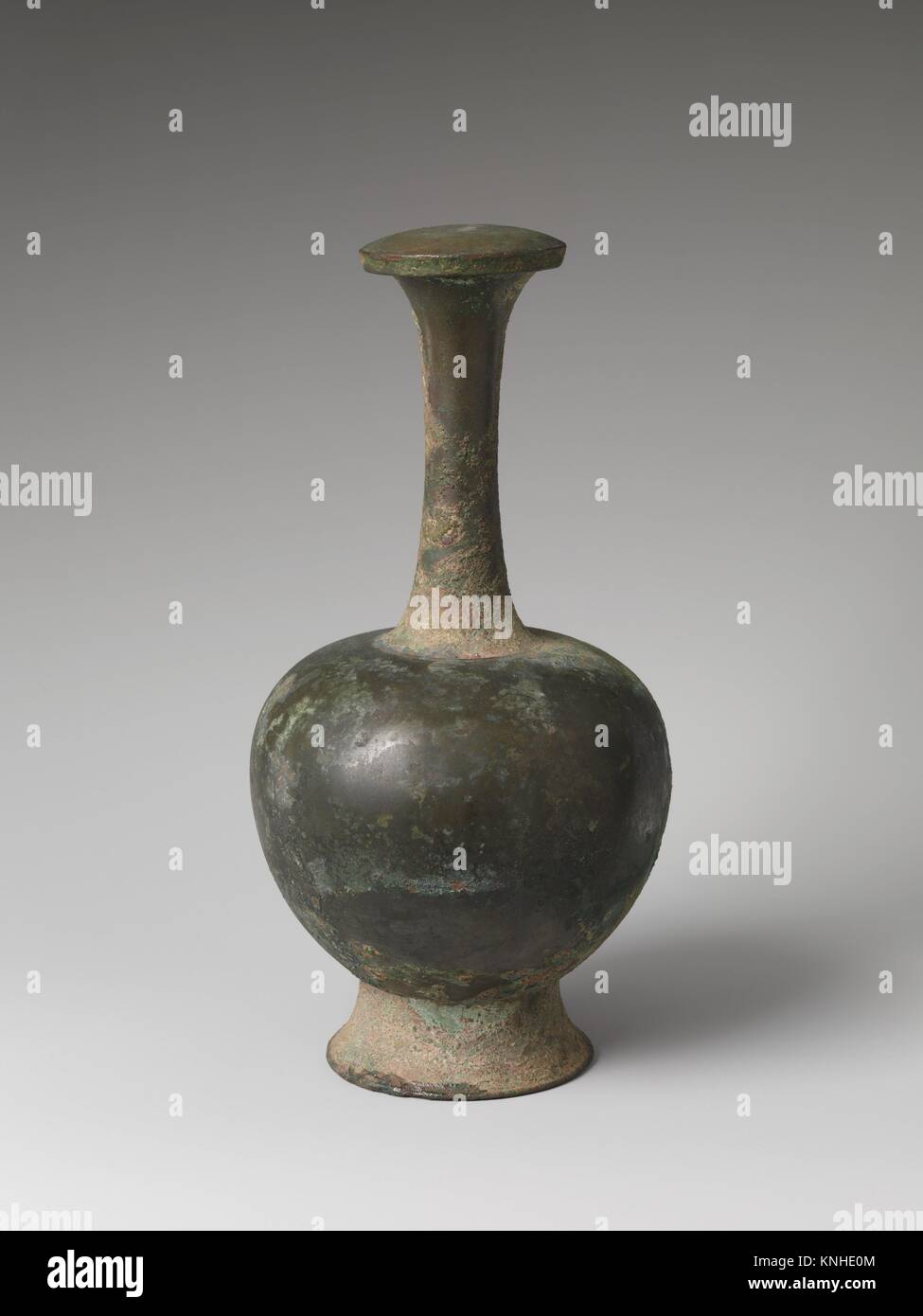 Bronze Vessel Shang Dynasty High Resolution Stock Photography and ...