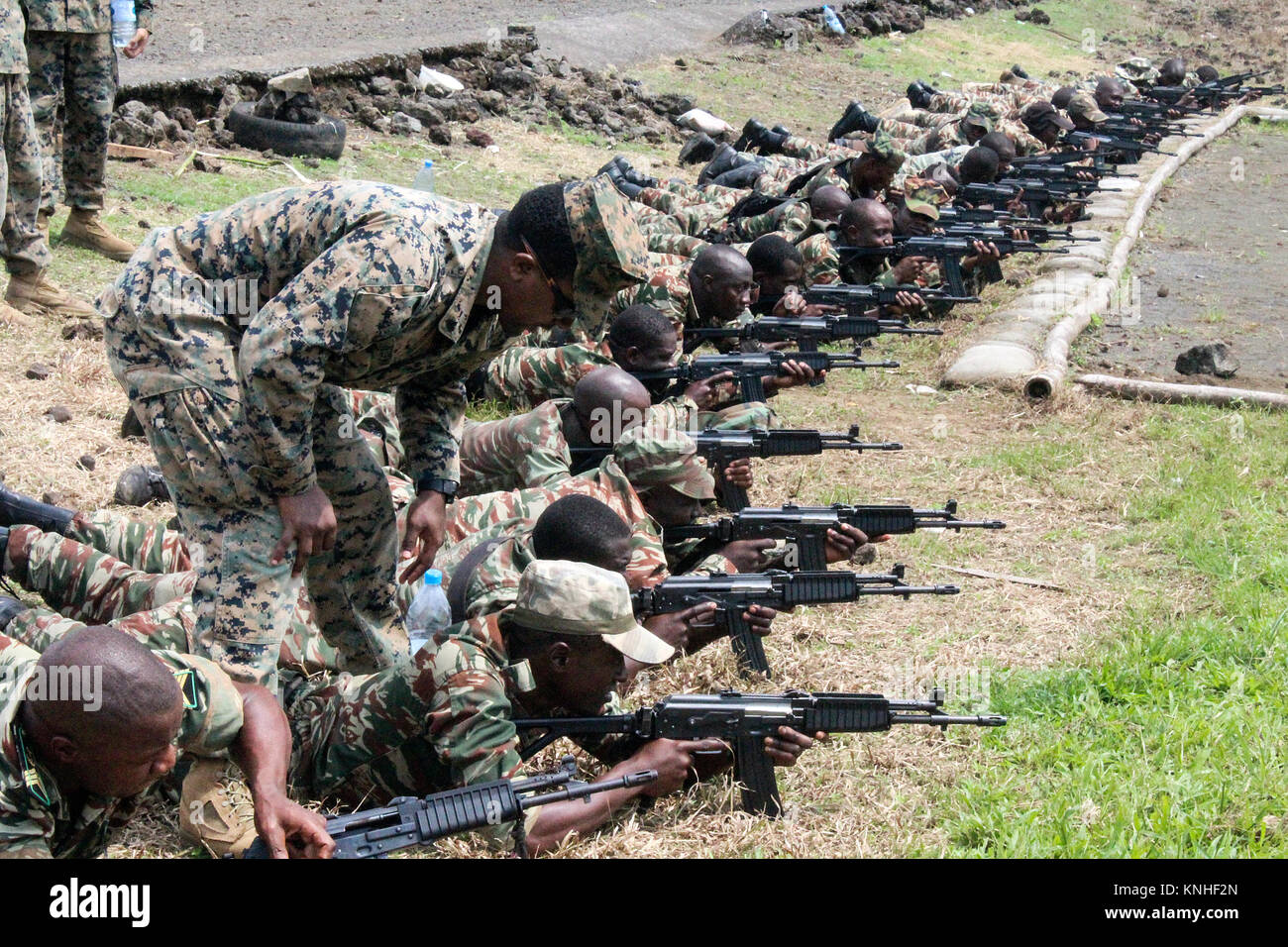 U.S. Marines train Cameroonian Naval Commando Company soldiers in ...