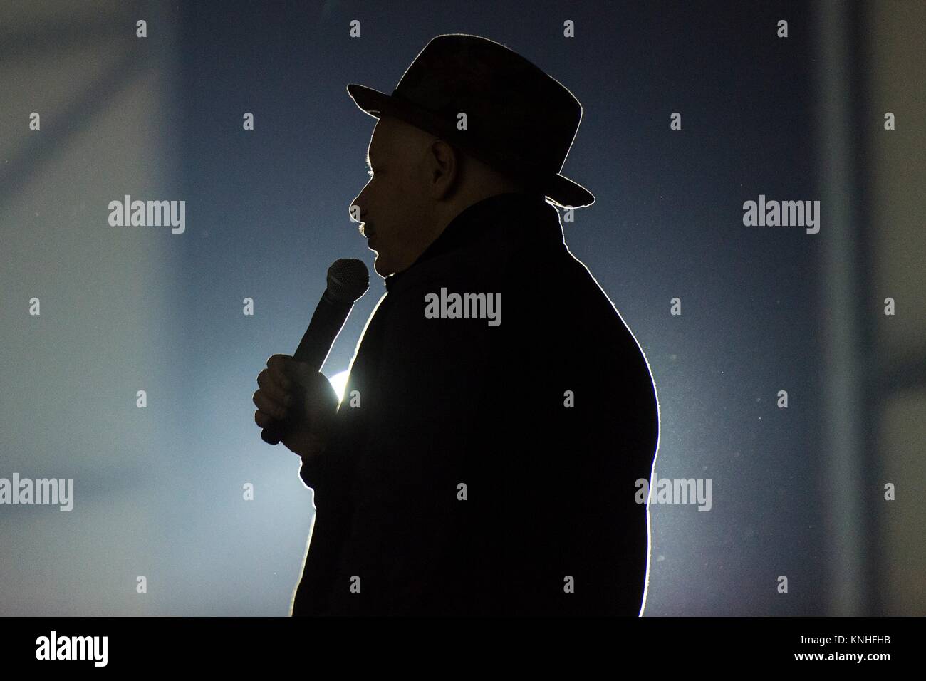 Roastmaster comedian Jeff Ross performs for U.S. soldiers during the ...
