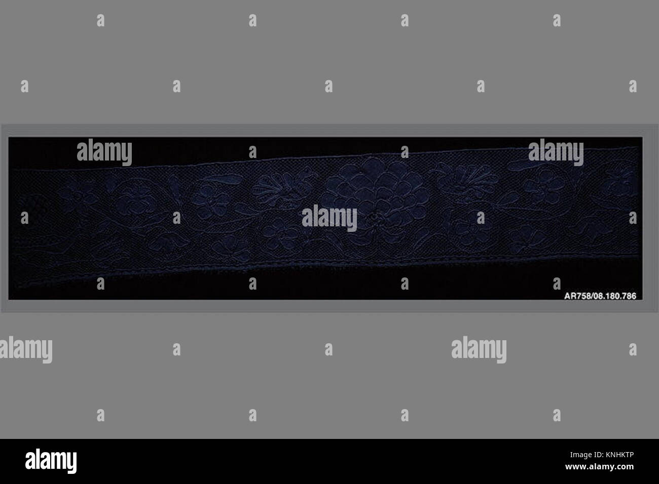 Ornamental elements framing hi-res stock photography and images - Alamy