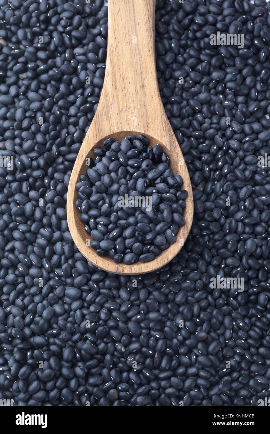 a scoop of beans Stock Photo - Alamy