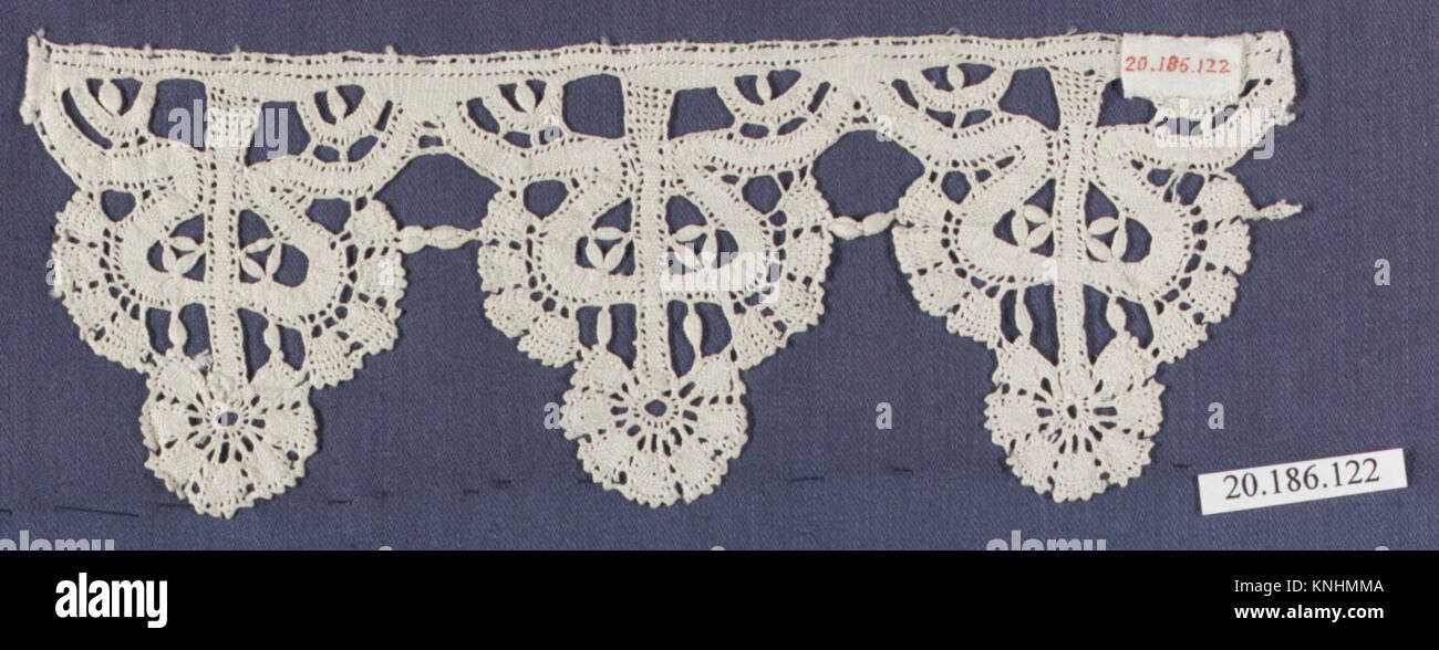 This piece of edging is part of a larger decorative element, displaying ...