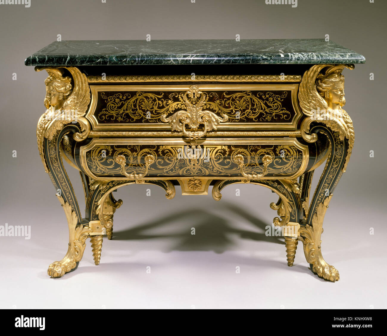 Showcasing ornate carvings hi-res stock photography and images - Alamy