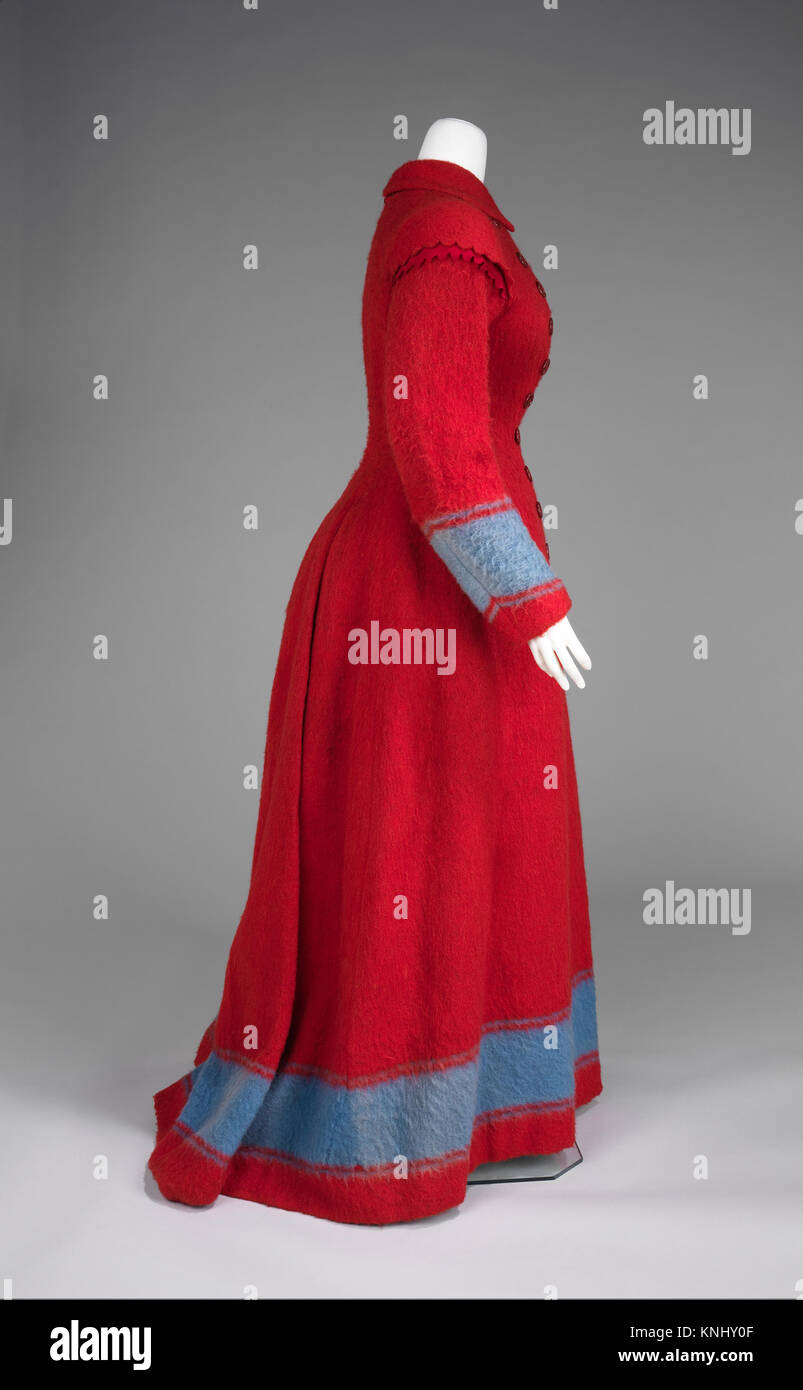 This dressing gown, held at The Metropolitan Museum of Art, New York ...