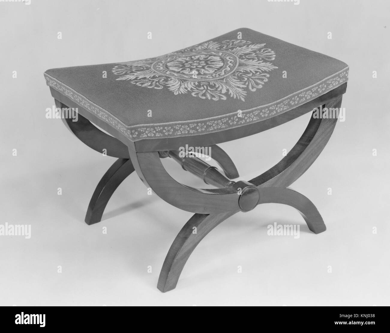 Ancient roman furniture Black and White Stock Photos & Images - Alamy