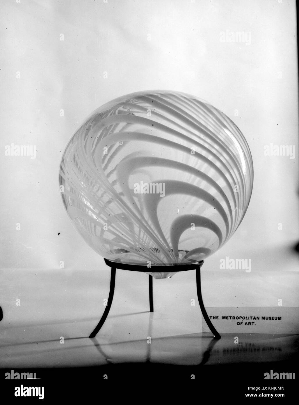 Globe MET 45295 4023 Stock Photo - Alamy