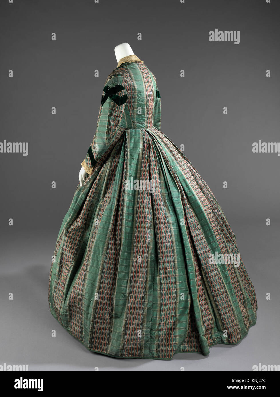 A three-quarter view of a dress, accession number MET 28.109.6, part of ...