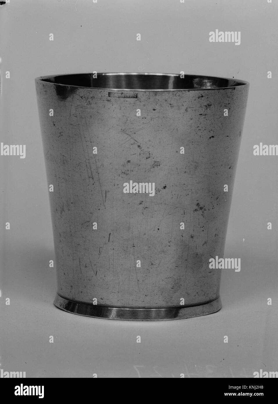 This pewter beaker, created by Samuel Ely Hamlin between 1801 and 1856 ...