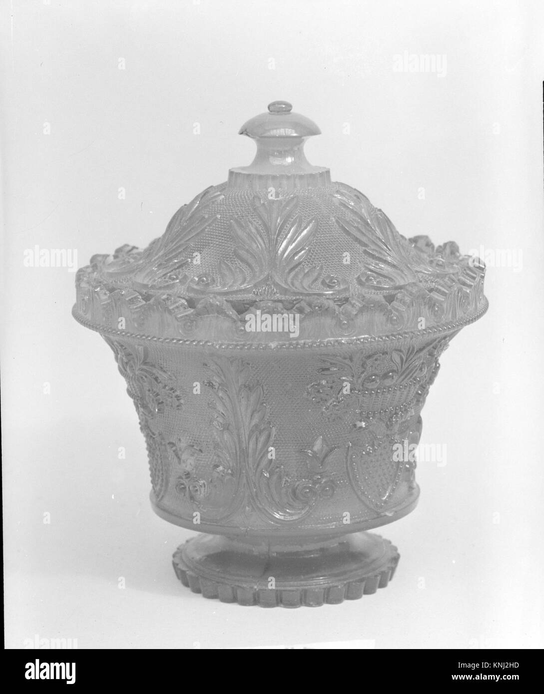 Flint glass hi-res stock photography and images - Alamy