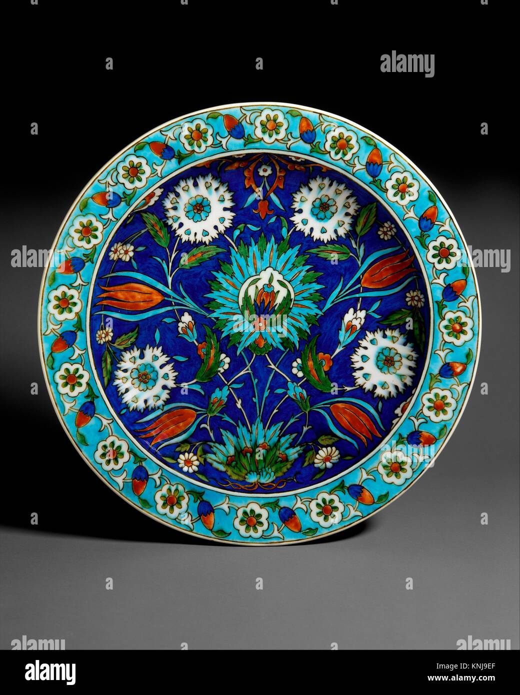 Enamel colors hi-res stock photography and images - Alamy