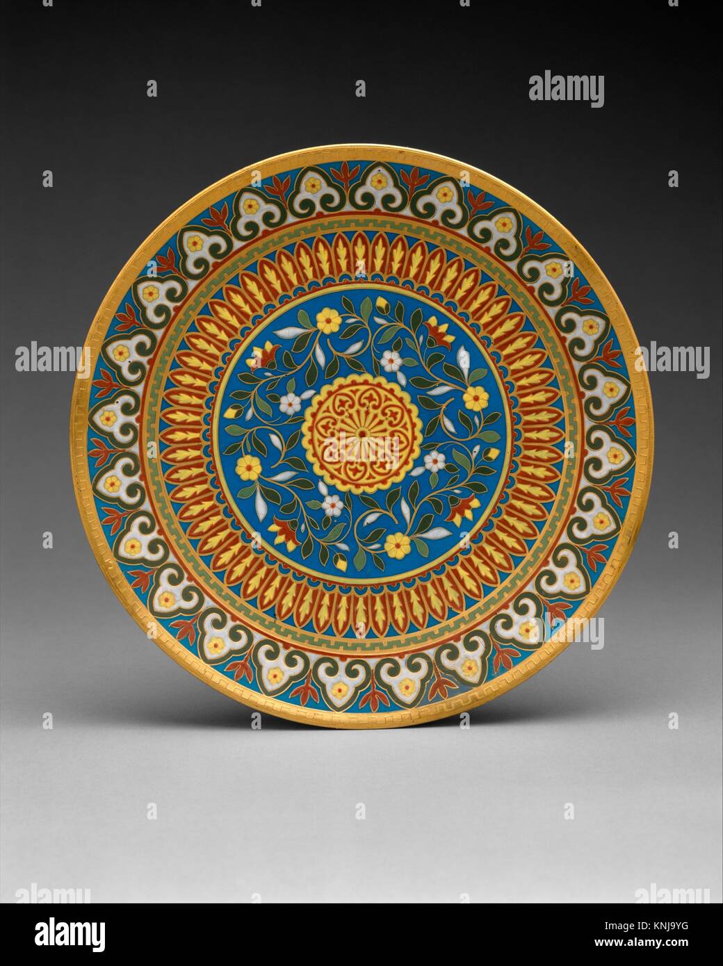 Minton bone china plate hi-res stock photography and images - Alamy