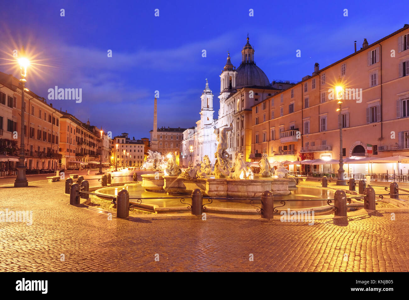 Piazza Navona Square at night, Rome, Italy Stock Photo - Alamy