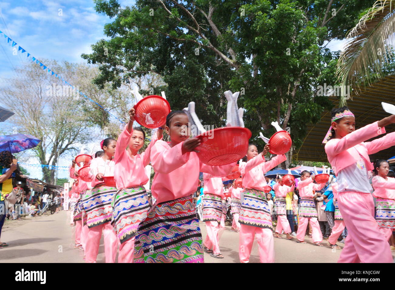 Philippines. 11th Dec, 2017. Different Muslim ethnic group showcases ...