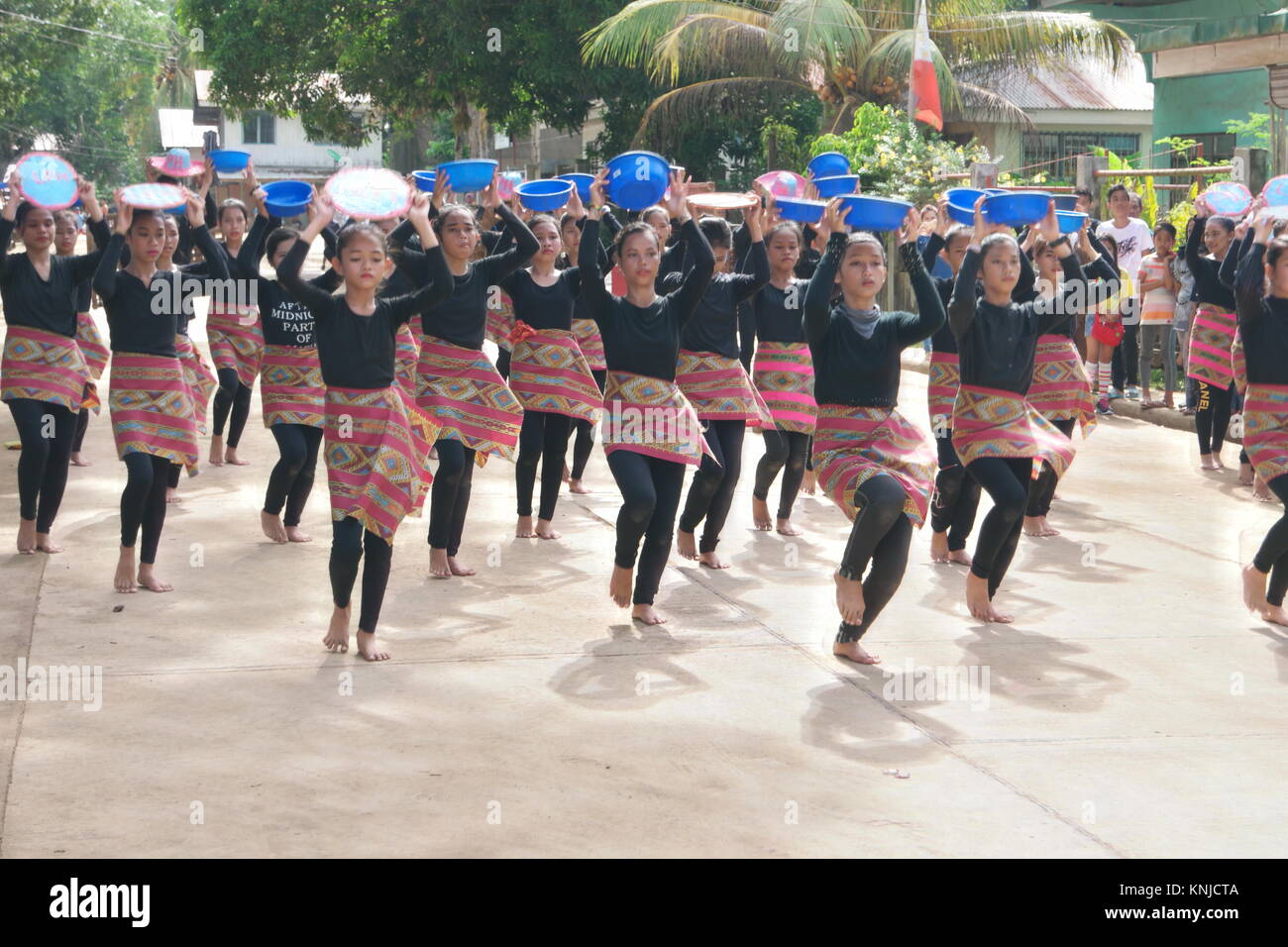 Philippines. 11th Dec, 2017. Different Muslim ethnic group showcases ...