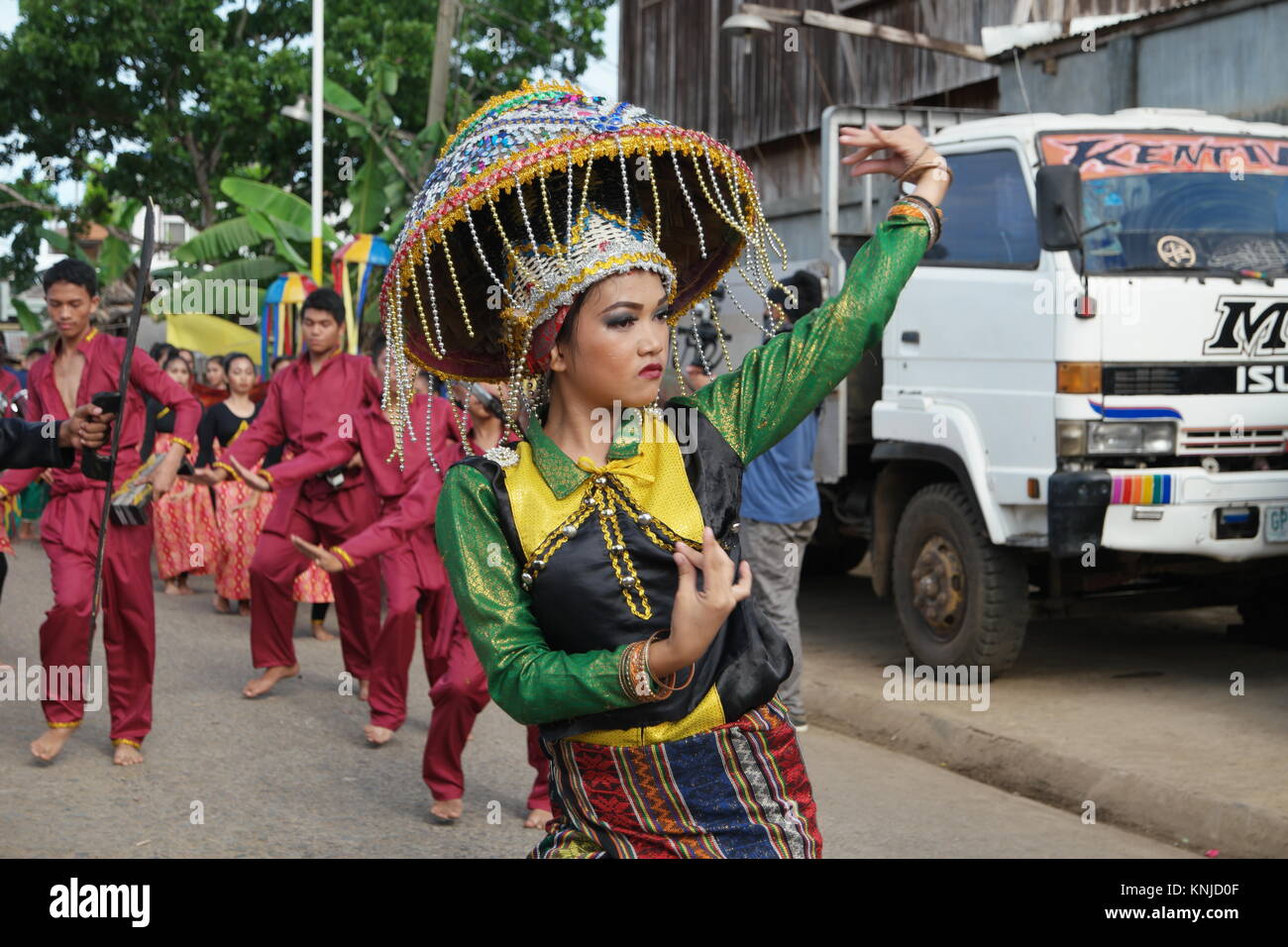 Philippines. 11th Dec, 2017. Different Muslim ethnic group showcases ...