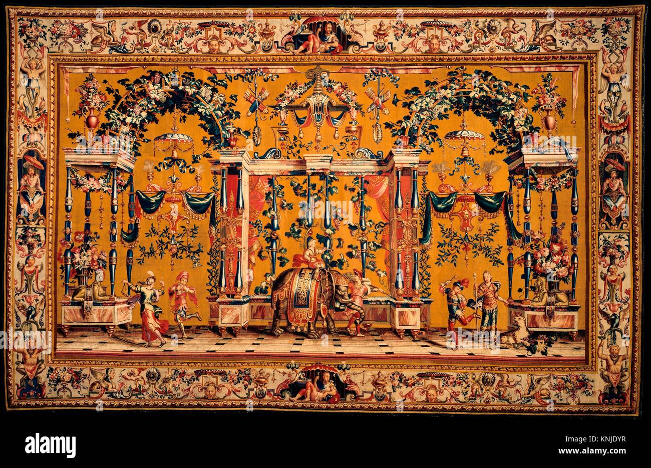 Animal grotesques hi-res stock photography and images - Alamy