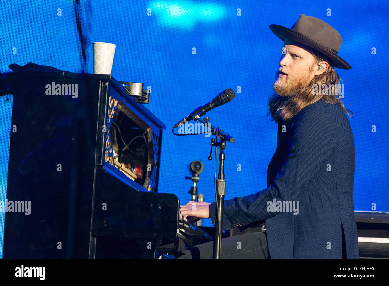 Inglewood, California, USA. 10th Dec, 2017. WESLEY KEITH SCHULTZ of The ...