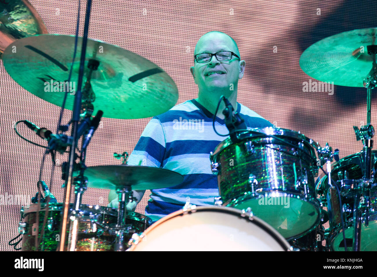 Inglewood, California, USA. 10th Dec, 2017. PATRICK WILSON of Weezer ...
