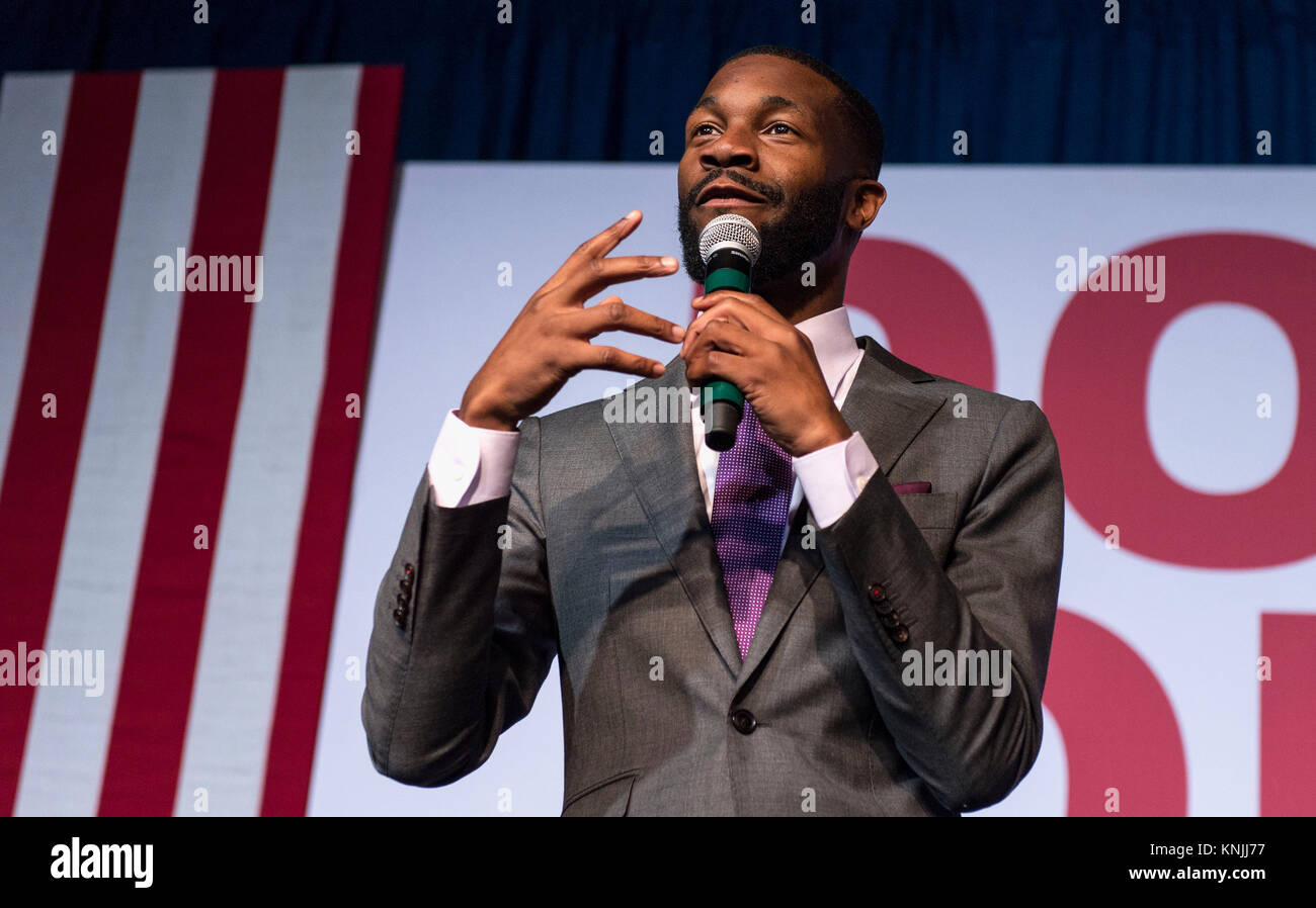 Birmingham, Alabama, USA. 11th Dec, 2017. The new Mayor of Birmingham ...