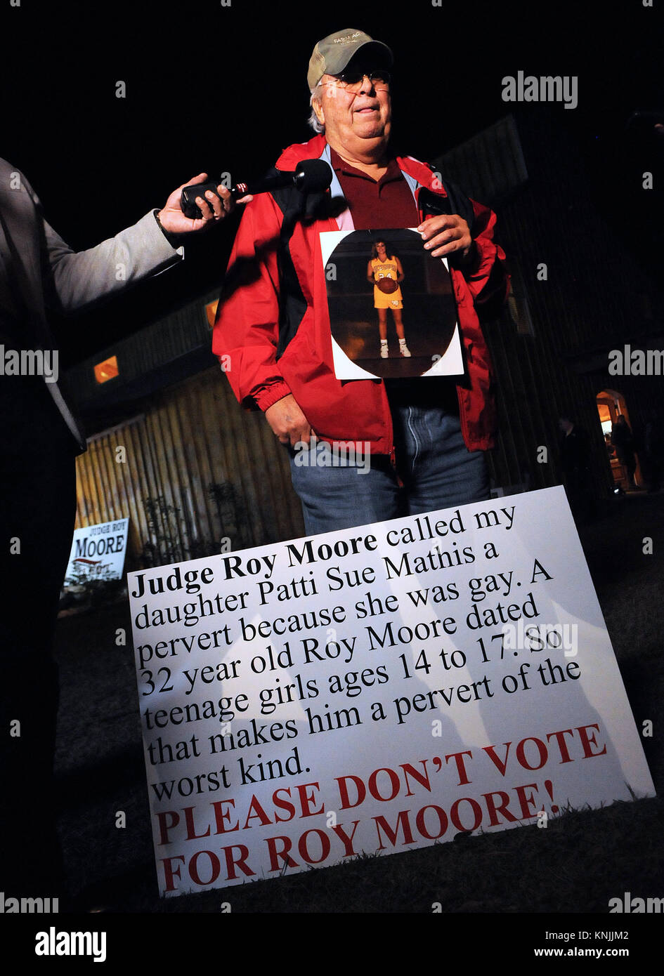 Judge mathis hi-res stock photography and images - Alamy