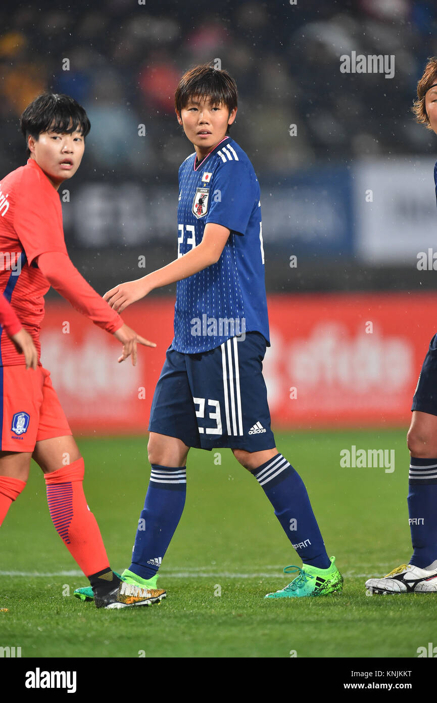 Chiba, Japan. 8th Dec, 2017. Han Chae-Rin (KOR), Shiori Miyake (JPN ...