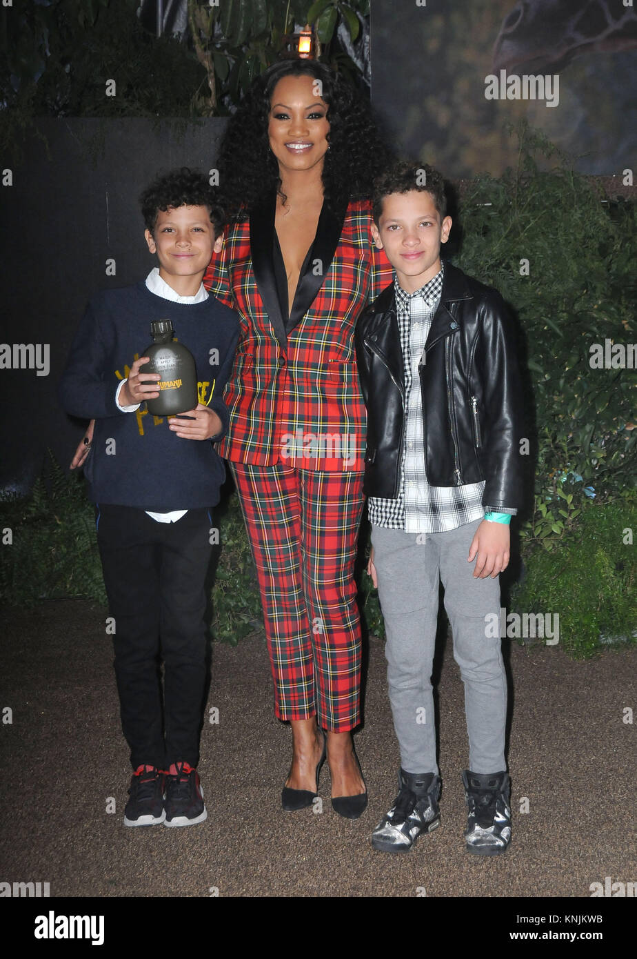 Hollywood, USA. 11th Dec, 2017. (L-R) Jax Joseph Nilon, actress ...
