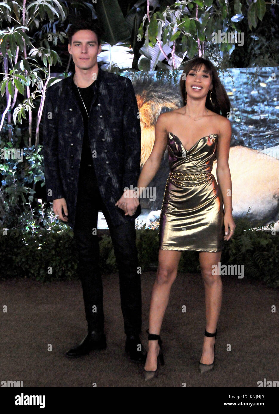 Hollywood, USA. 11th Dec, 2017. (L-R) Model Alex Hayes and YouTuber Eva ...