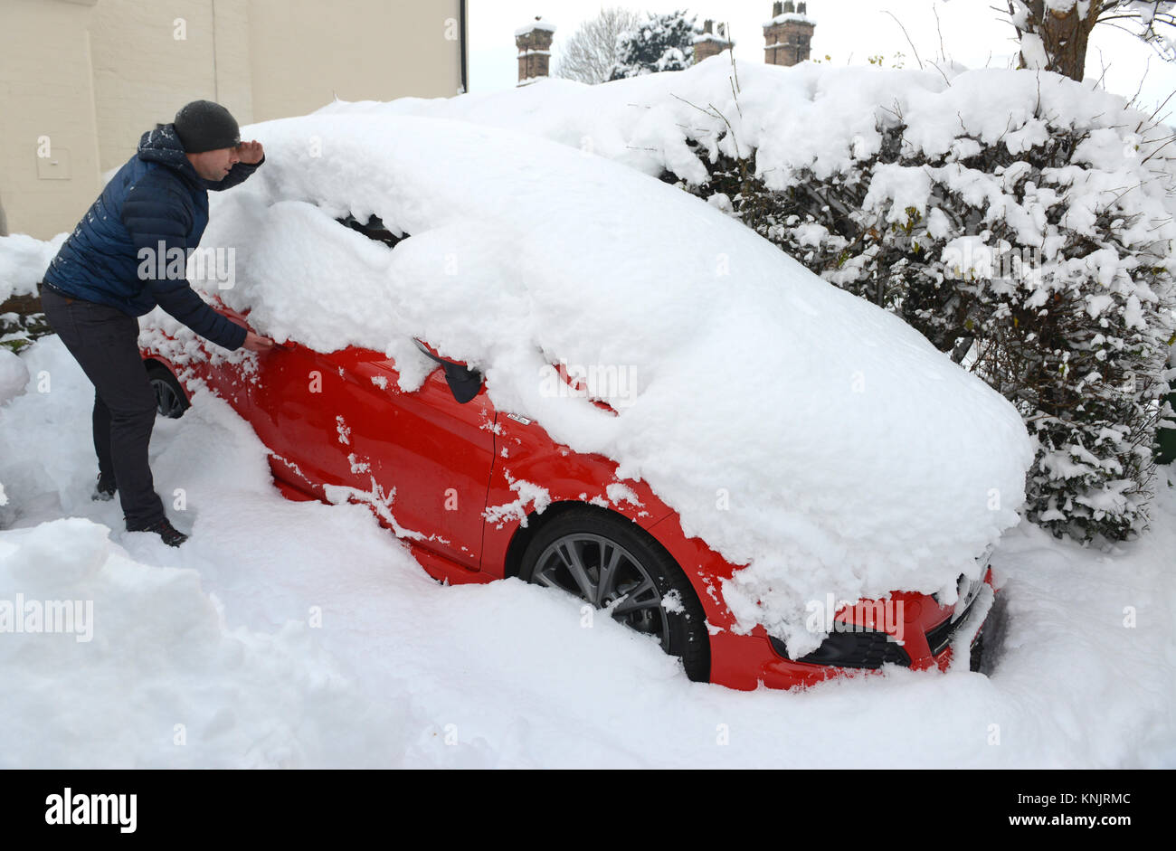12 inches of snow hi-res stock photography and images - Alamy