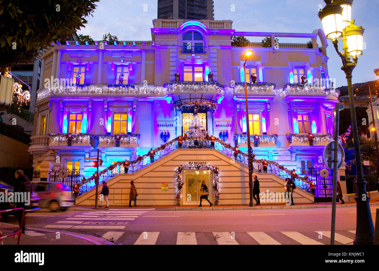 Monte Carlo, Monaco. 12th Dec, 2017. Christmas Atmosphere in Monaco ...