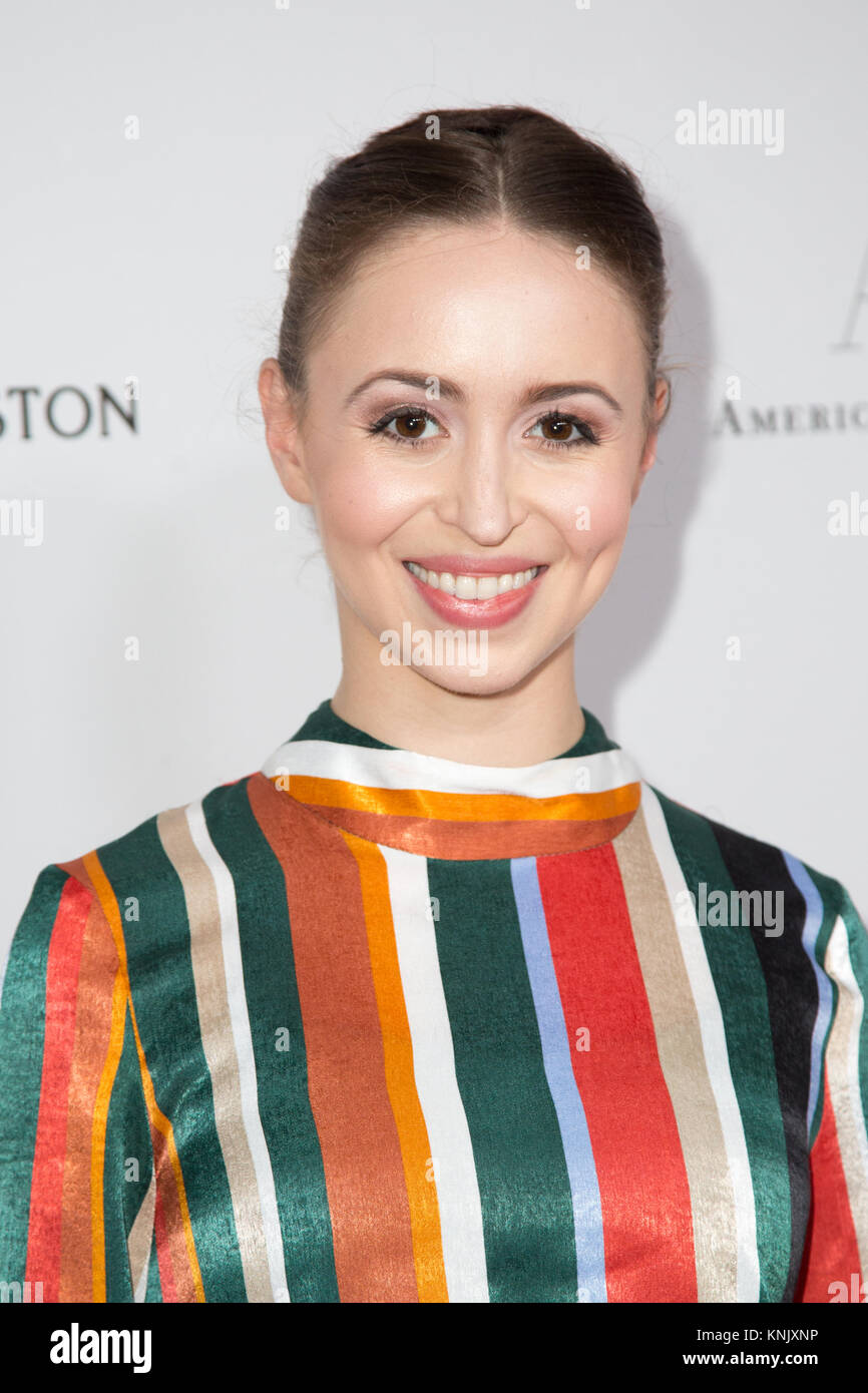 Beverly Hills, Califronia, USA. 11th Dec, 2017. Skylar Brandt attending ...
