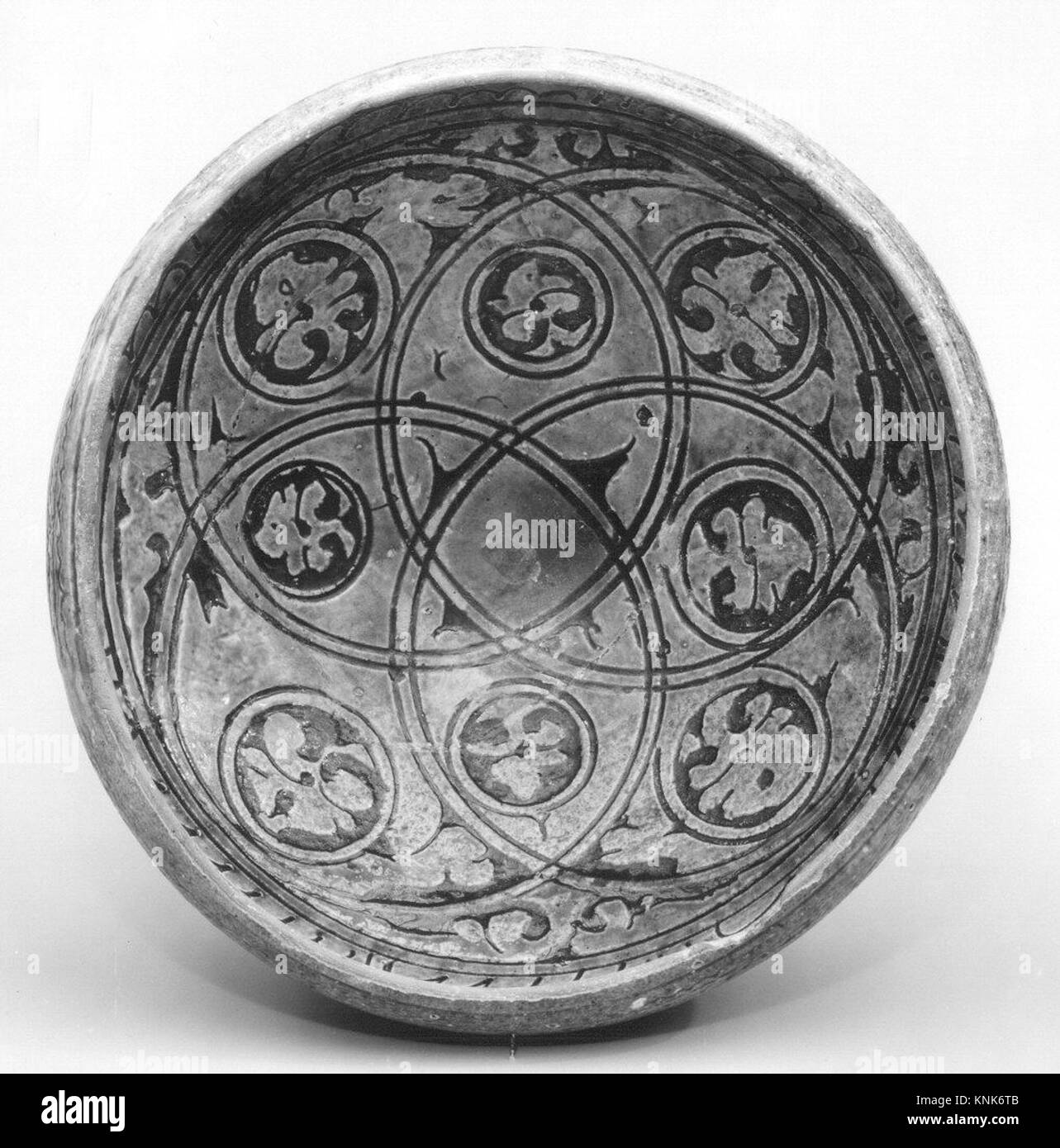 Garrus Ware Bowl 12th 13th Century Attributed To Iran Earthenware White Slip Covered Carved