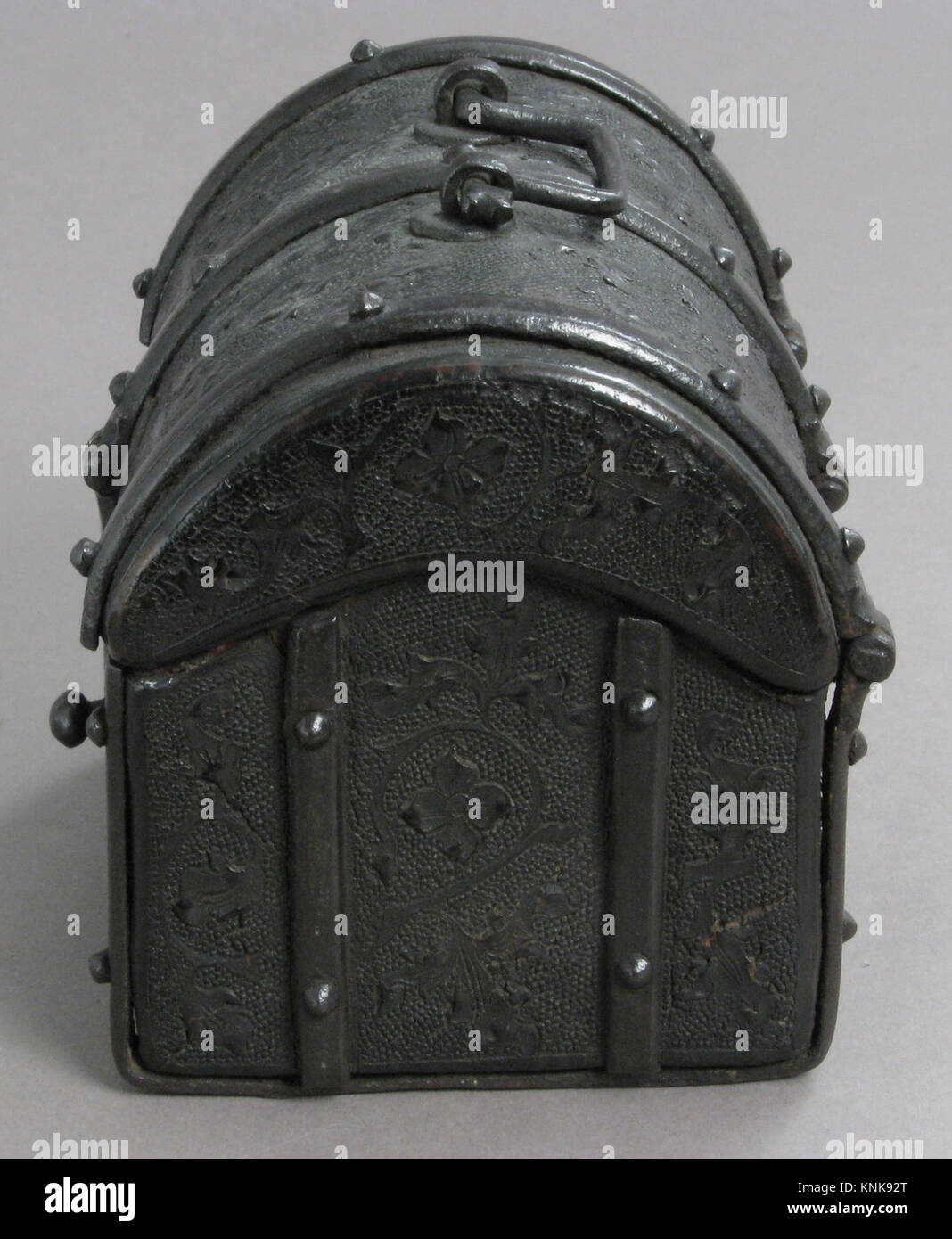 Coffret (small box), 15th-16th century, Eiropean, Medium: Cuir bouilli ...