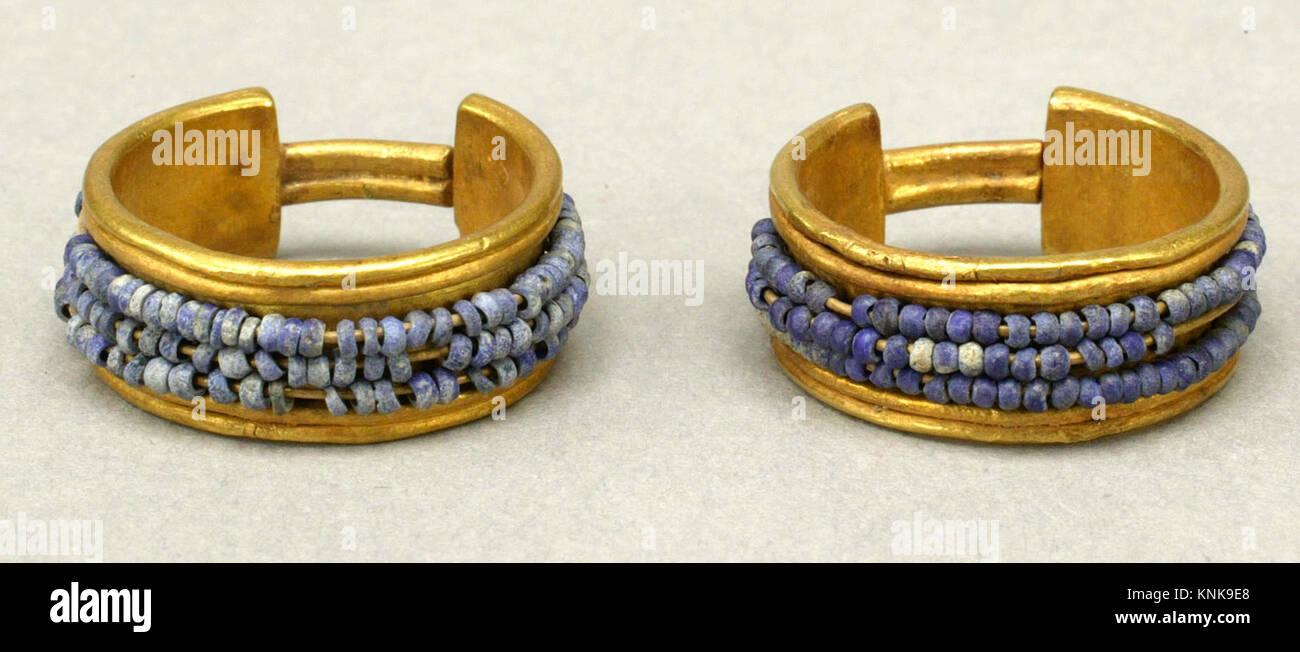 Gold Beaded Penannular Earring, New Kingdom, Dynasty 18, Reign of ...