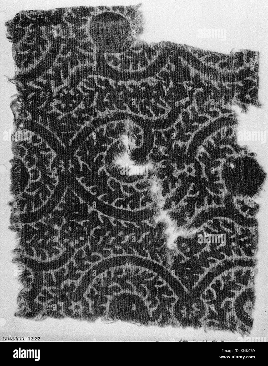A 14th-15th century cotton textile fragment from Gujarat, India ...